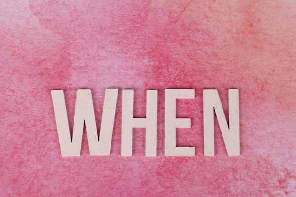 Penggunaan When dan While : Arti, Struktur, dan Perbedaan